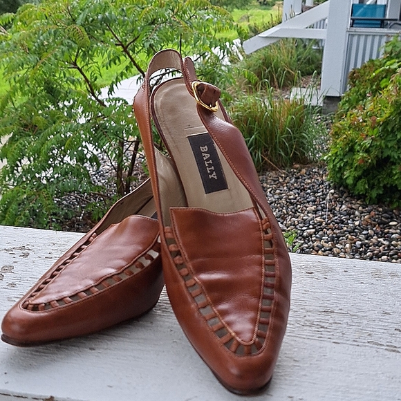 Bally | Shoes | Bally Light Brown Leather Vintage Heels | Poshmark